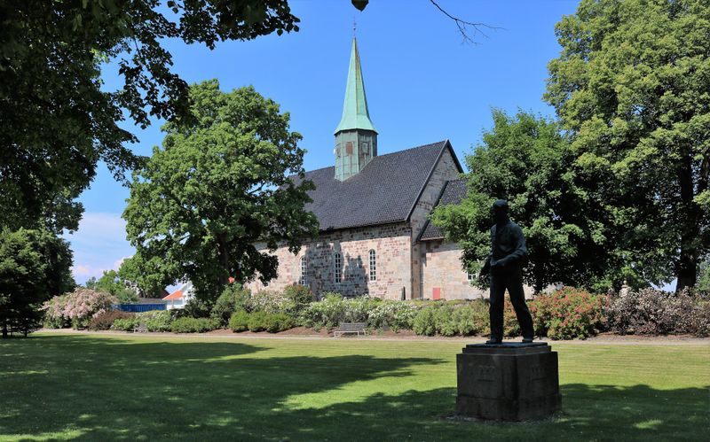 Rygge kirke – Moss byleksikon